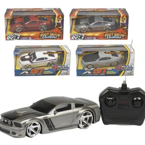 Diecast wholesale distributors store